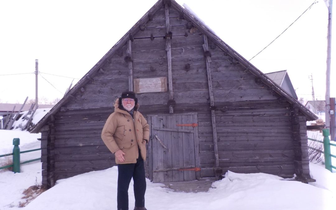 Installing an aethalometer on Bely island, Yamal peninsula Siberia ...